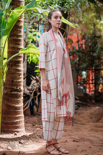Buy IKAT Crisscross Pleat Kurta- Cotton | Hand-woven Ikat by Translate